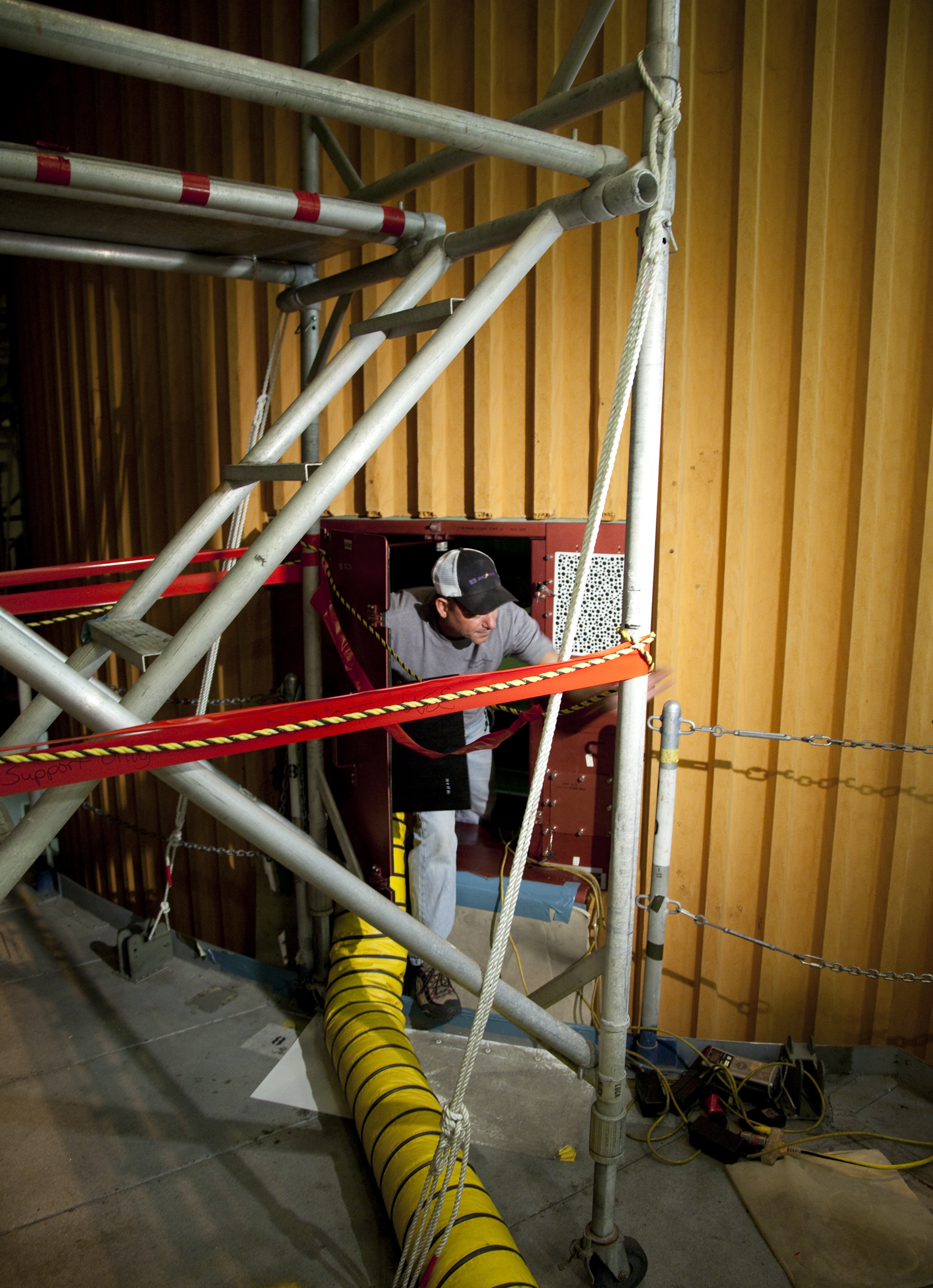 Space Shuttle Ladder
