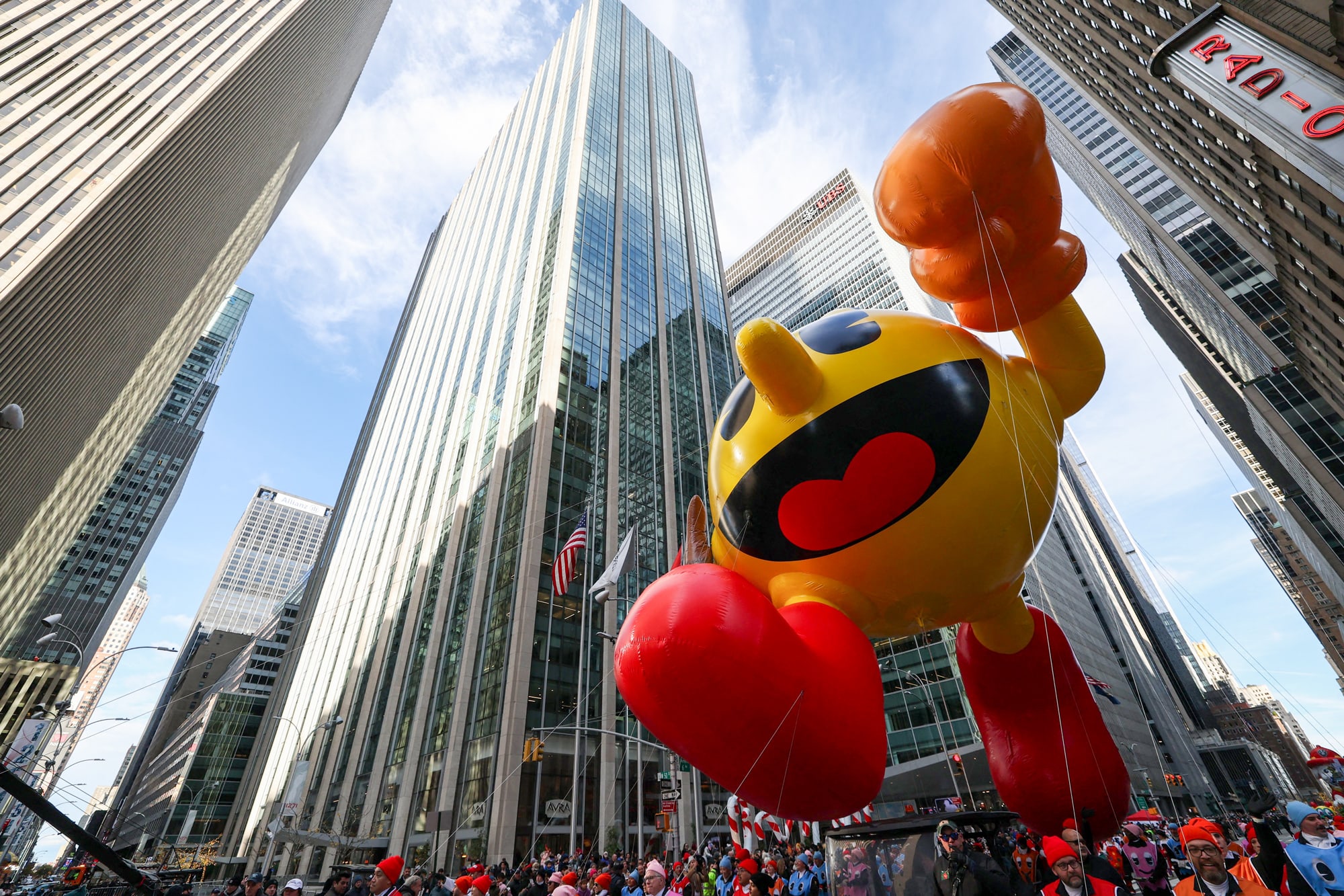 Macy’s Thanksgiving Day Parade 2025 live updates: See photos from NYC ...