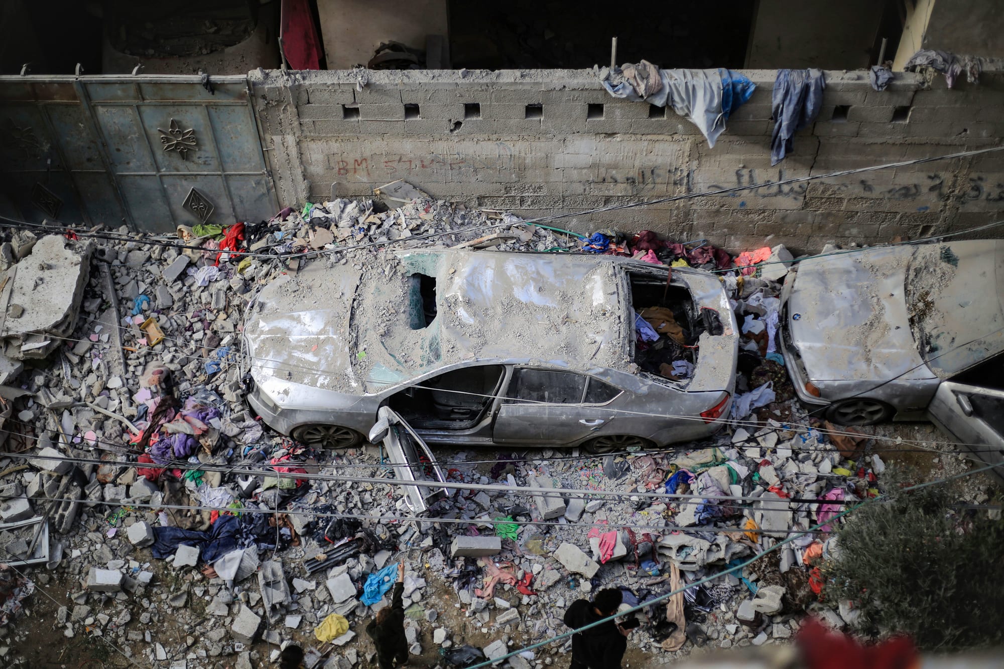 Israel rescues 2 hostages; IDF launches airstrikes on Rafah despite ...