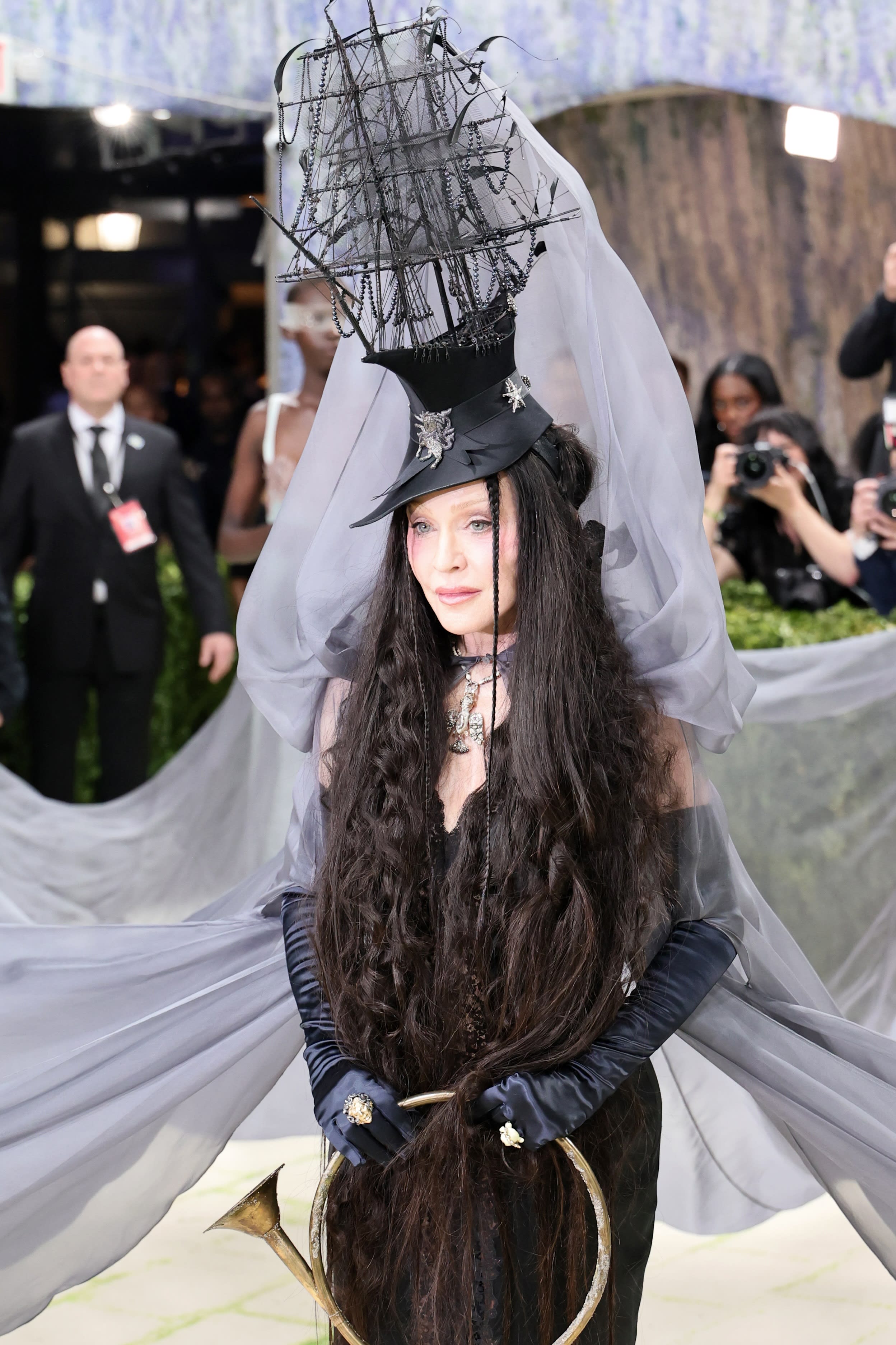 Met Gala 2026 Live Updates: Beyoncé, Blue Ivy, Rihanna and More Looks ...