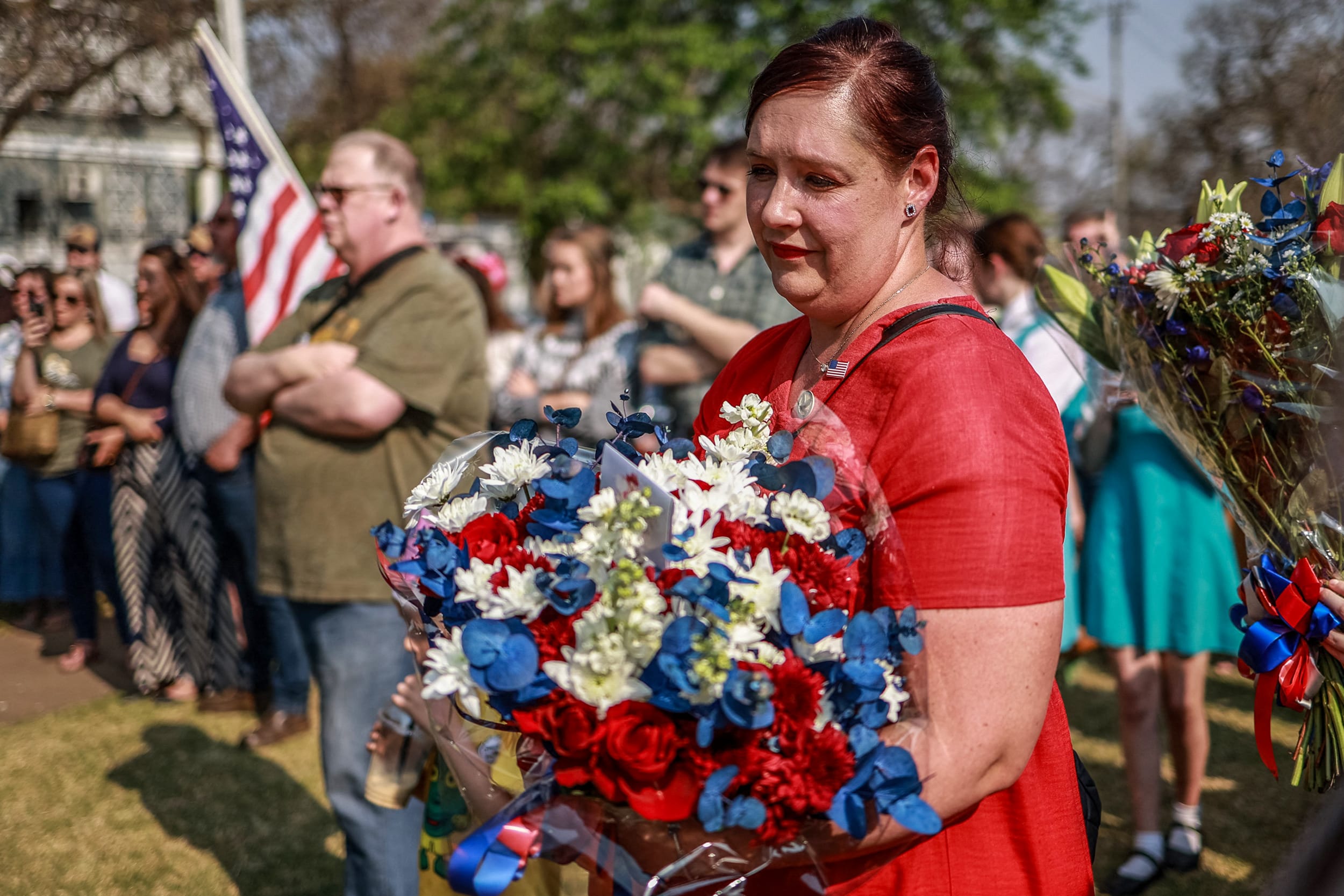 Photo of person of interest in Charlie Kirk shooting released, rifle ...