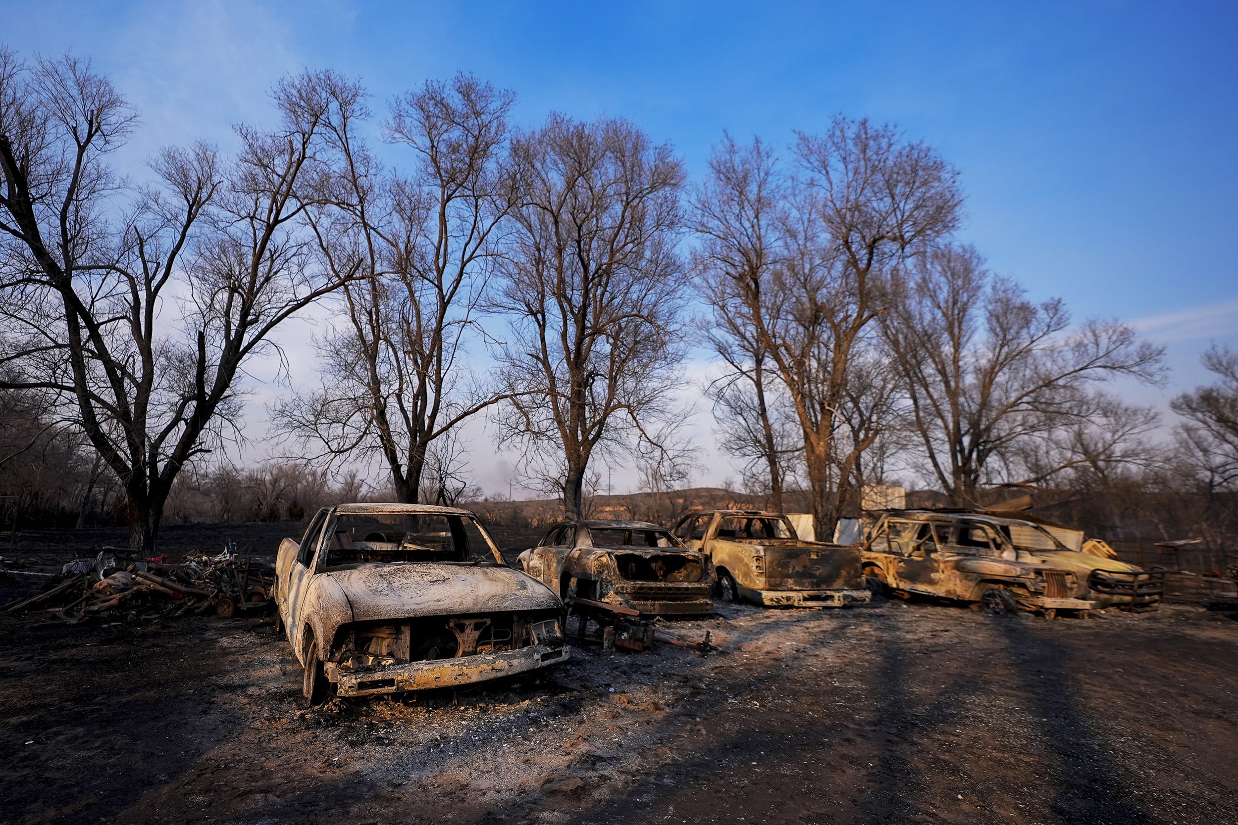 Texas wildfires live updates: 2 dead in largest blaze in state history
