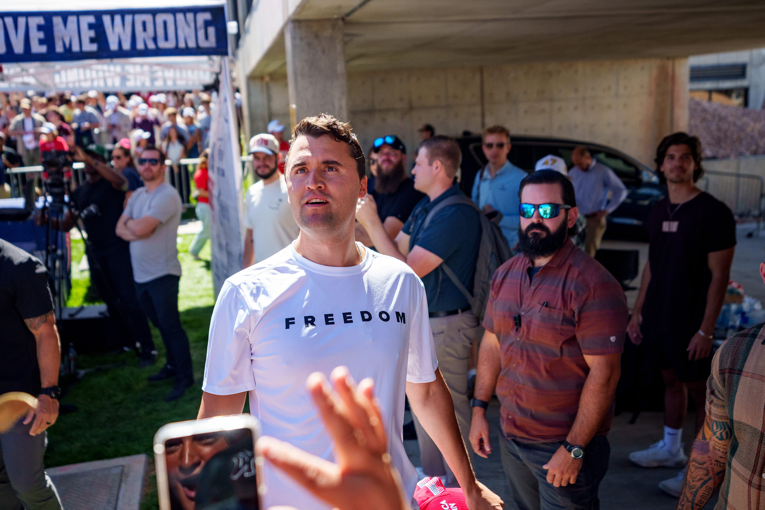 Photo of person of interest in Charlie Kirk shooting released, rifle ...