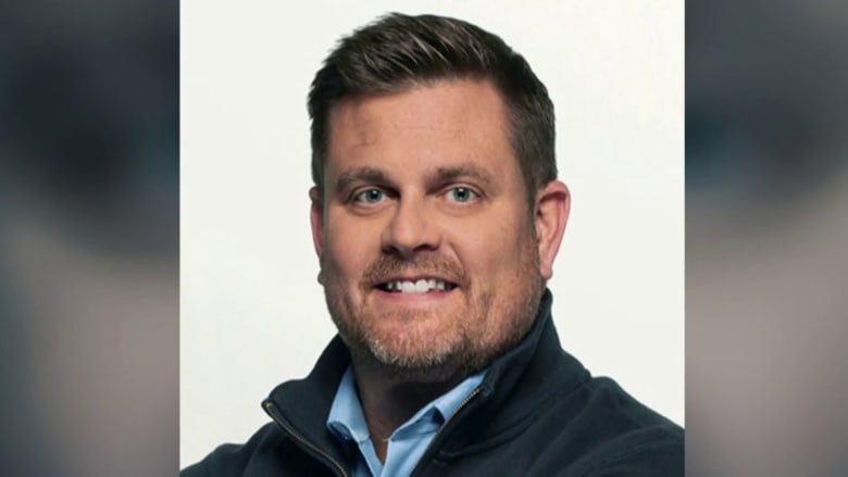 UnitedHealthcare CEO shooting: Police search for suspect in Brian ...