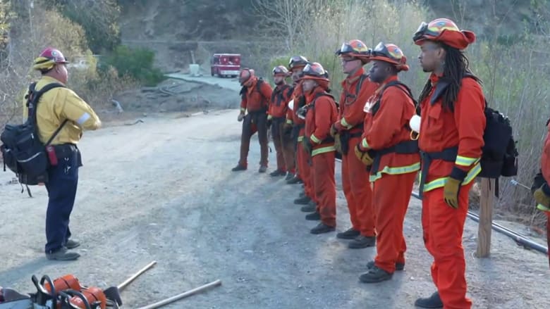 California fires: Firefighters battle to contain L.A. wildfires as ...