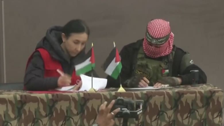 Hamas returns bodies of four hostages to Israel