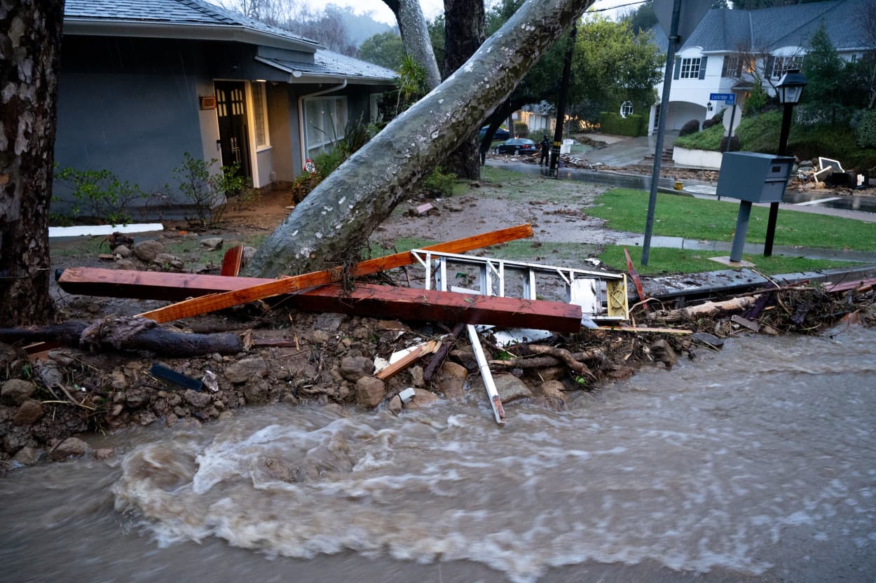 3 dead as storm pummels California, causing flooding and dozens of ...