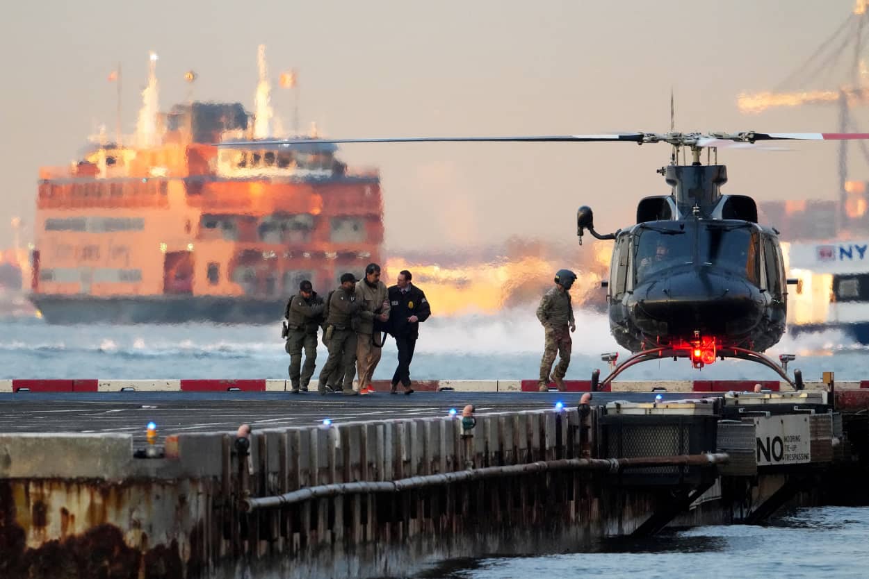 Maduro pleads not guilty in N.Y. court as Democrats condemn Trump's ...