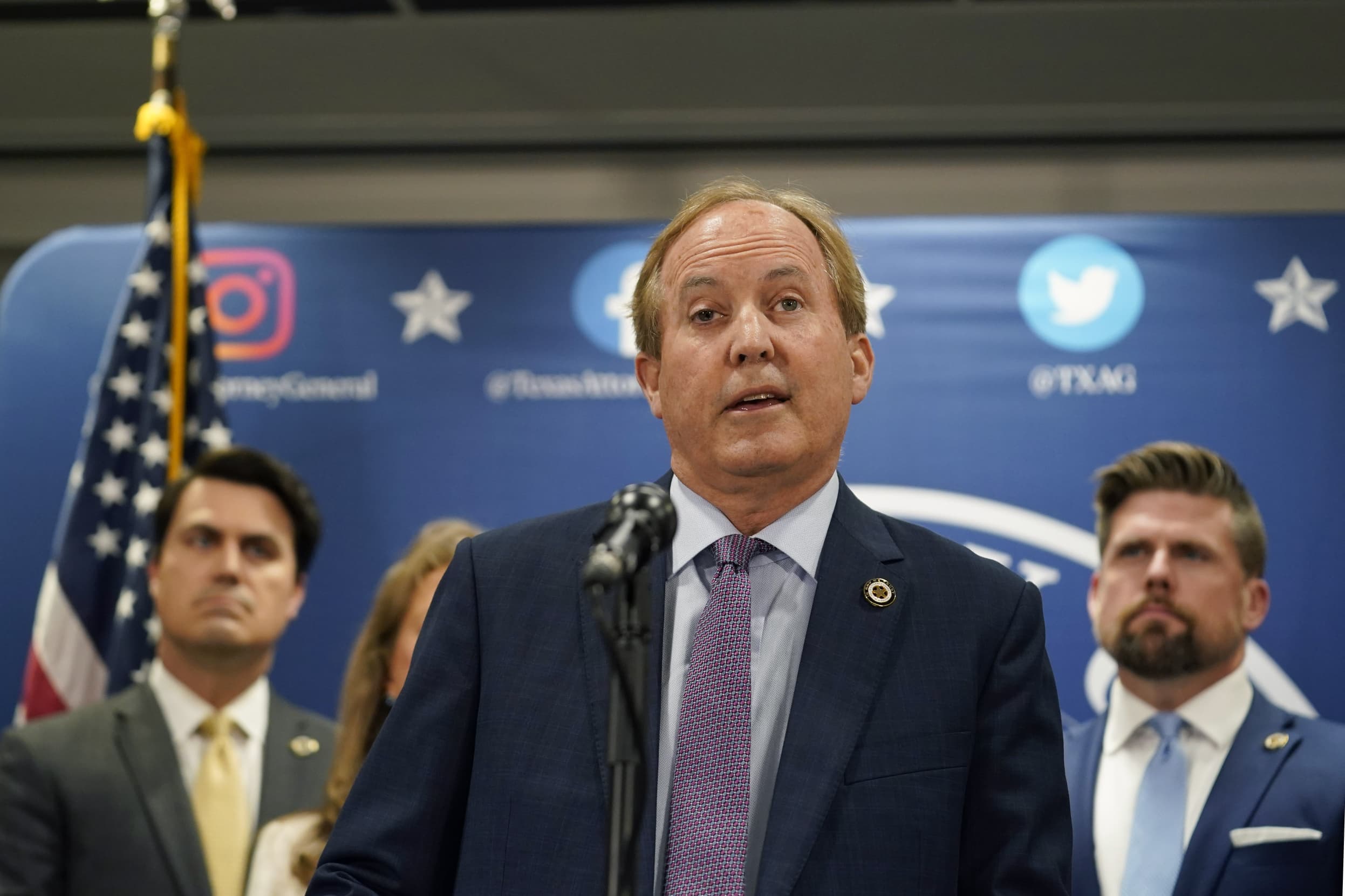 Harris acepta la nominación demócrata en el último día de convención ...