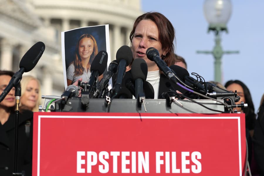 Trump says Saudi crown prince 'knew nothing' about murdered journalist