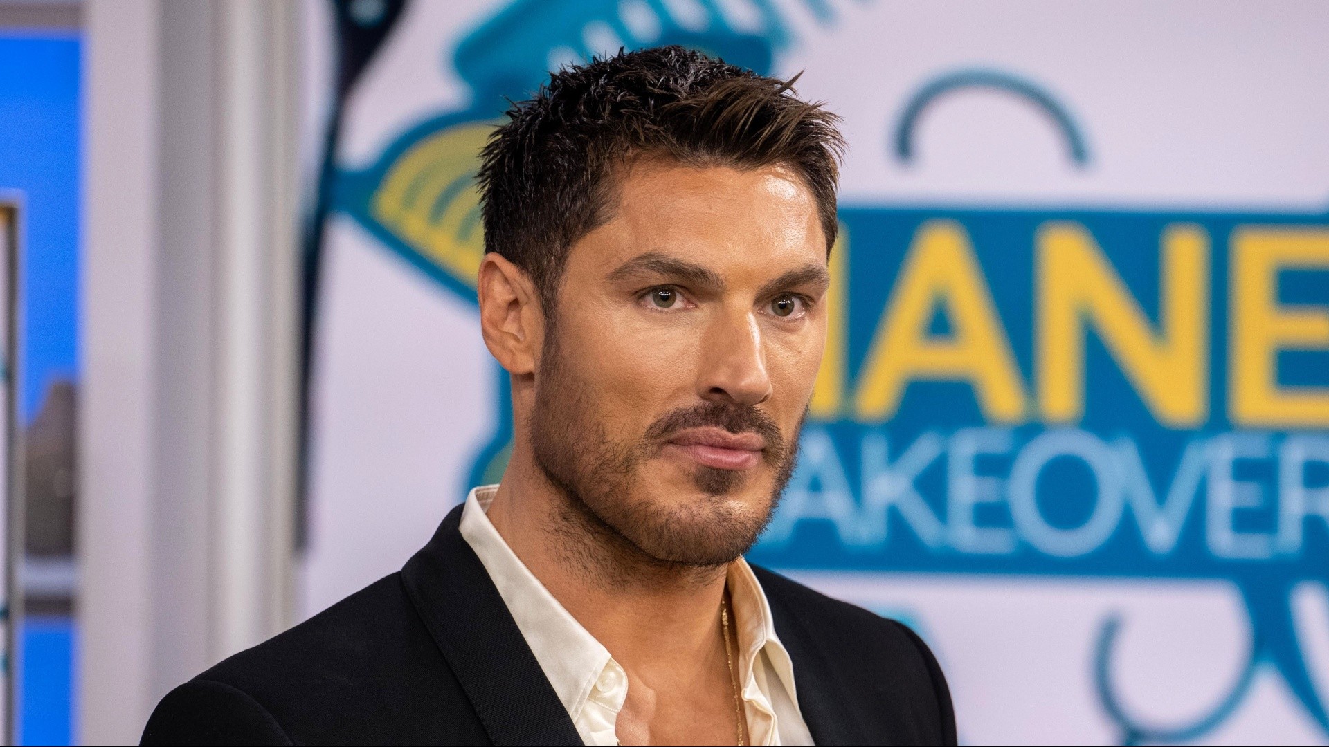 Chris App's Instagram, Twitter & Facebook on IDCrawl