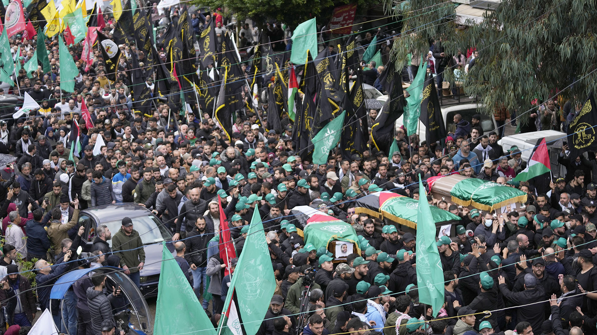 Funeral of Hamas deputy leader draws huge crowds in Beirut