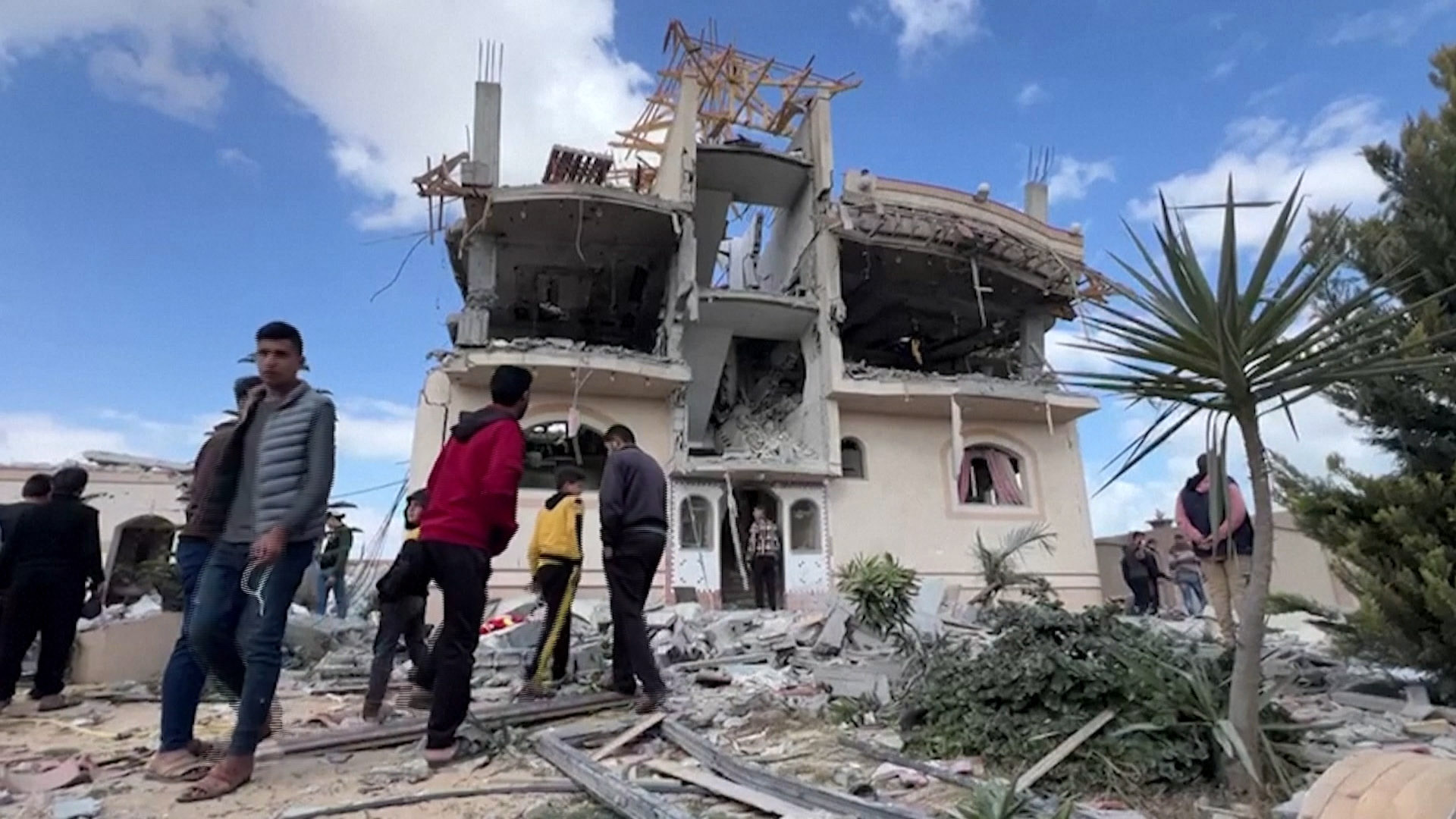 Funeral for Rafah children sparks anger and frustration in one of the ...