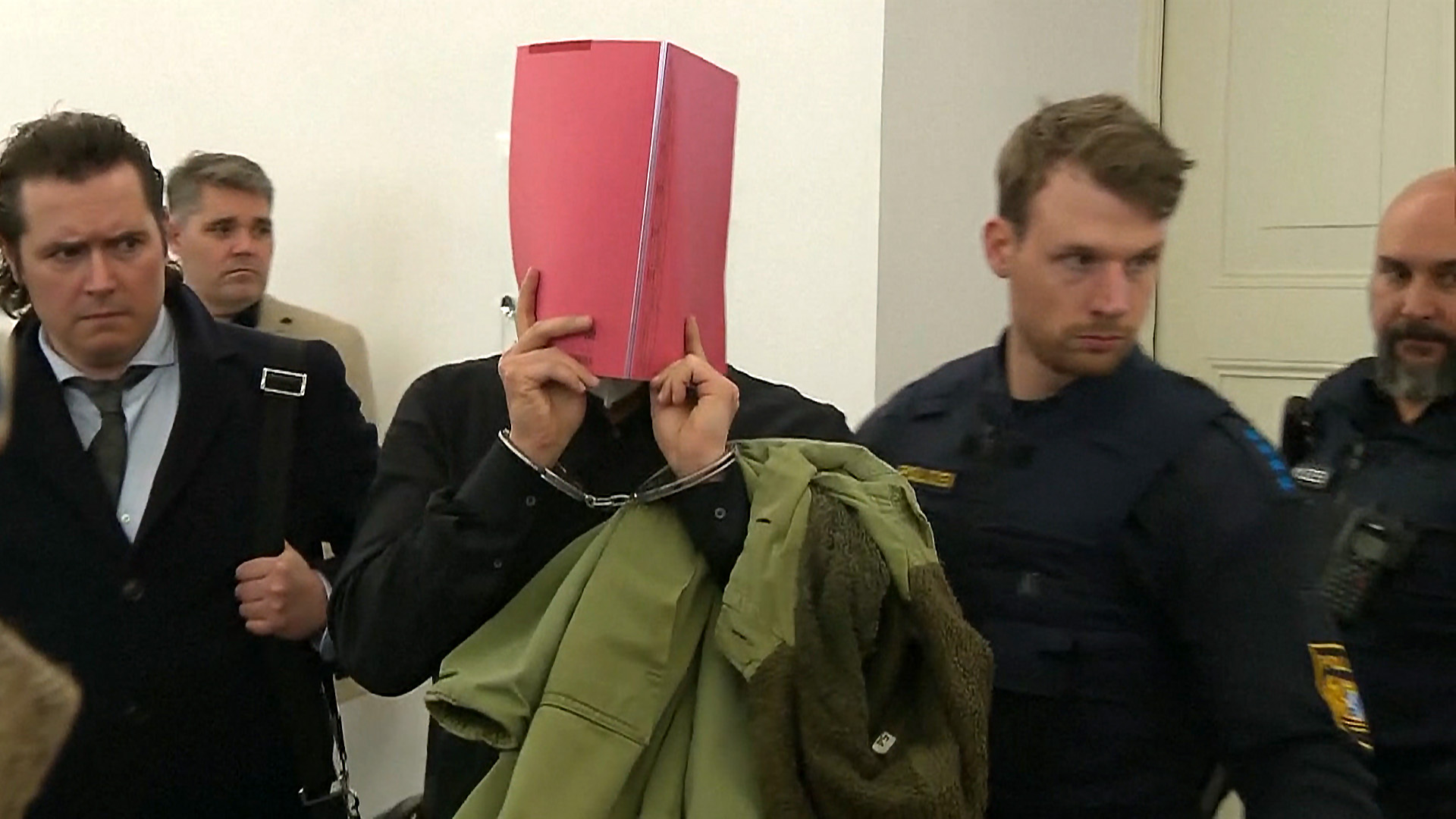 American Man Sentenced To Life In Prison For Attacking Two U S Women