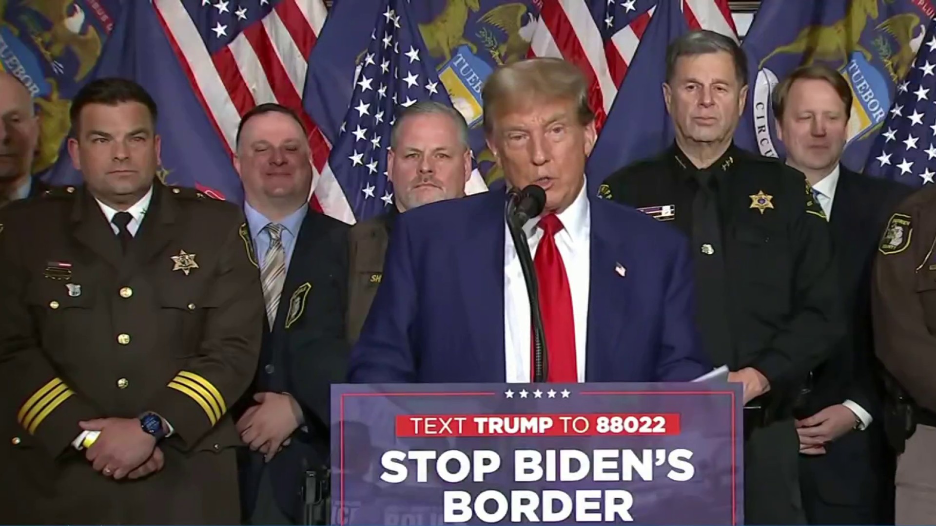 Trump returns to campaign trail in Michigan and Wisconsin