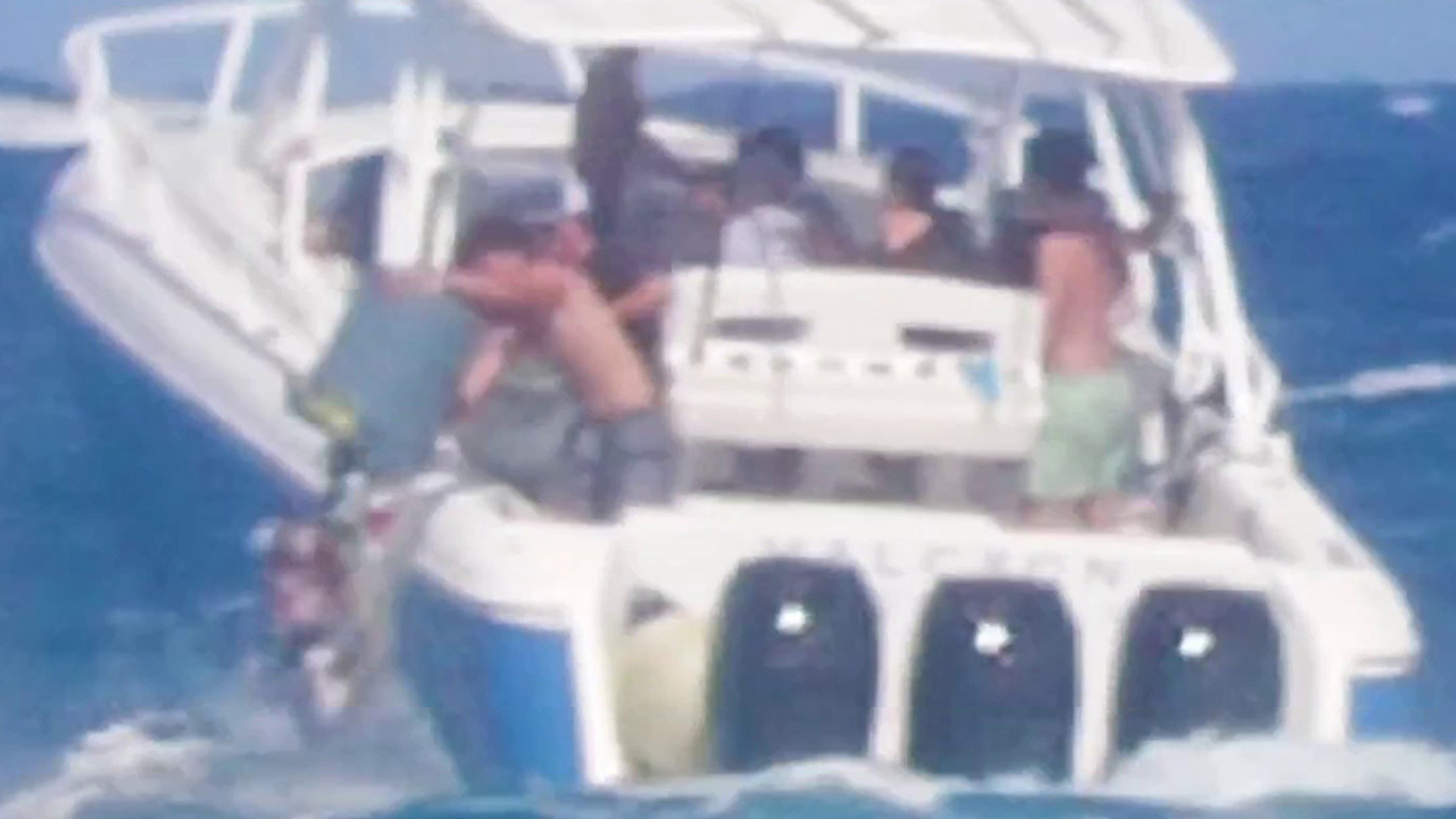 Florida boaters caught on video dumping trash into ocean