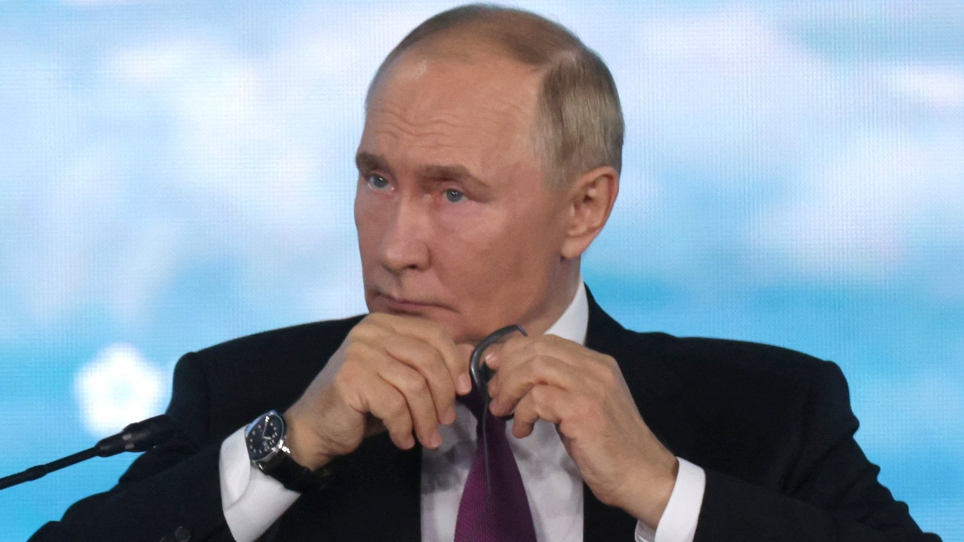 Putin says he supports Harris. Is it an attempt at misdirection?