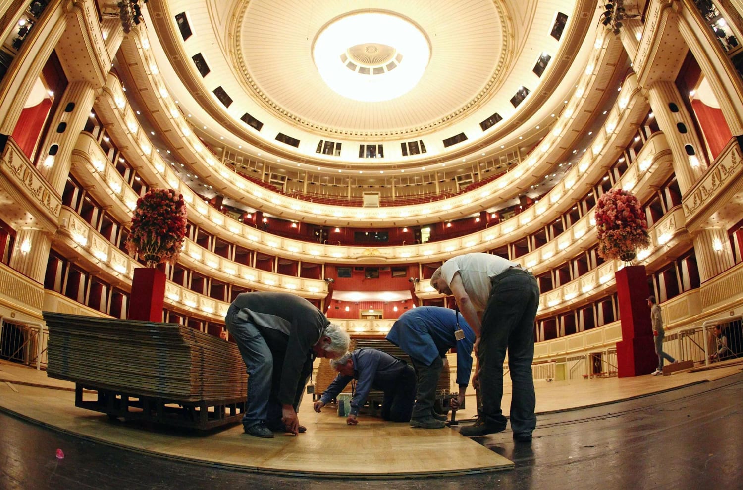 Vienna Opera House Dance