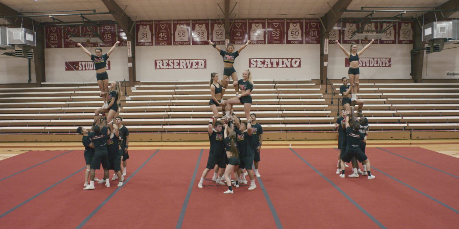 Netflixs Cheer Debunks Every Stereotype Of Cheerleading Youtube