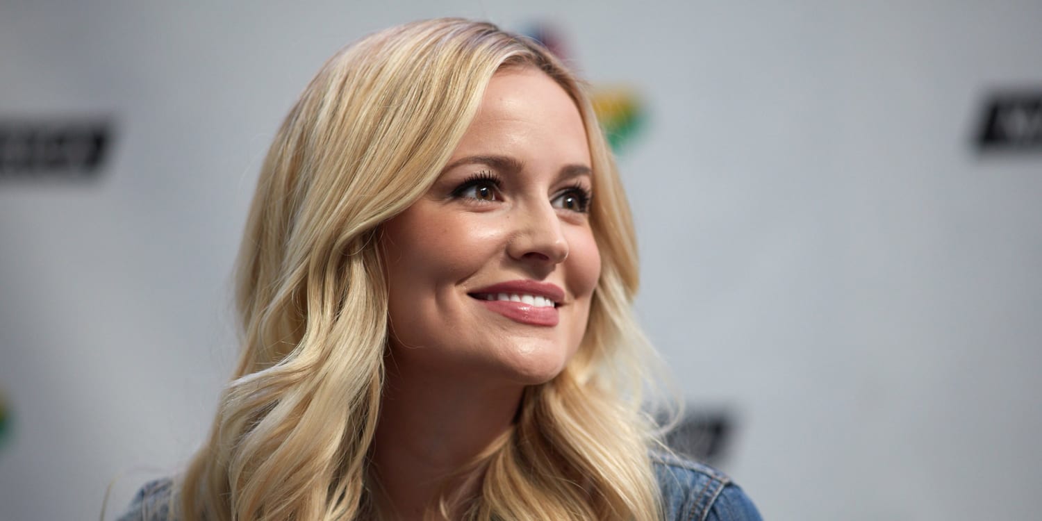 Emily Maynard Bainise Emily Maynard Johnson Shares Mother's Day Selfie