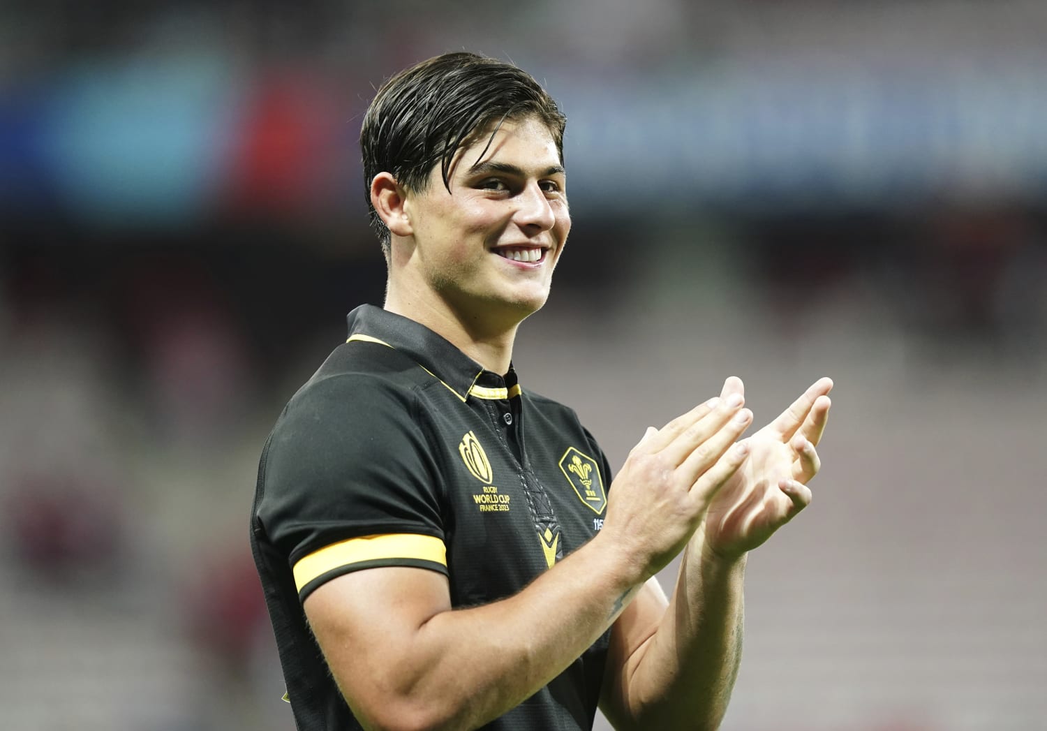Welsh rugby star Louis Rees Zammit gives interview on NFL switch