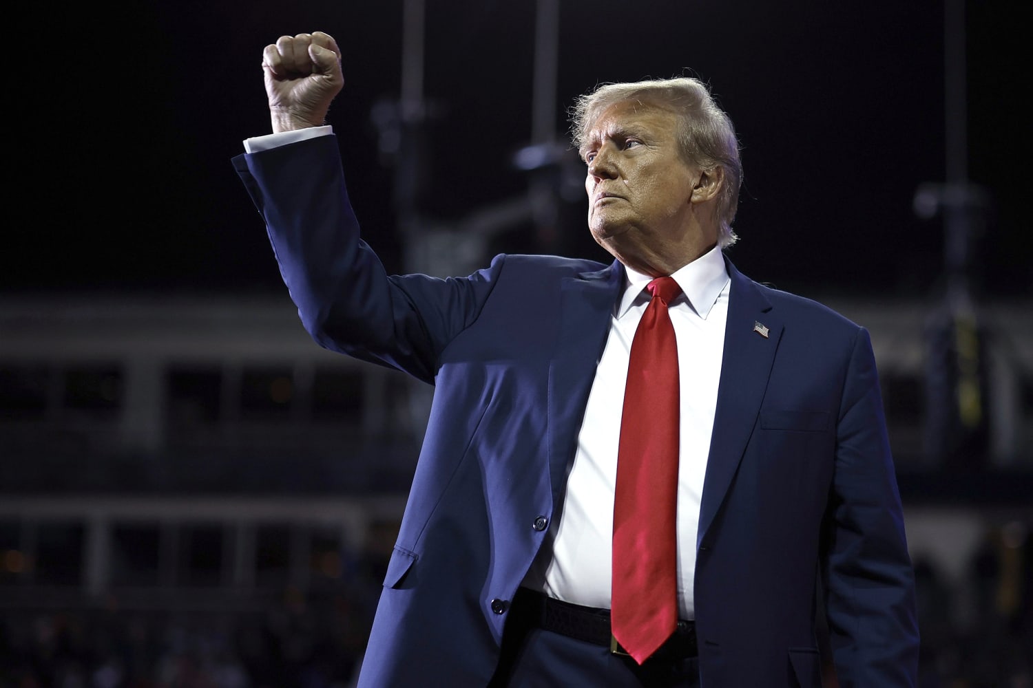 Who do conservatives consider a strong leader? | Debate Politics