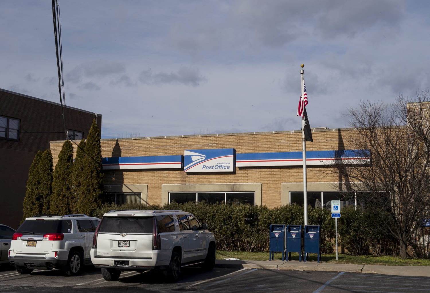 Is the Post Office Open on Memorial Day 2024? Details on USPS Hours