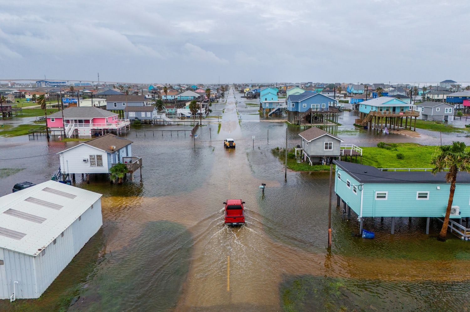 Storms Flooding In Texas Tropical Storm Alberto Makes Landfall, Brings