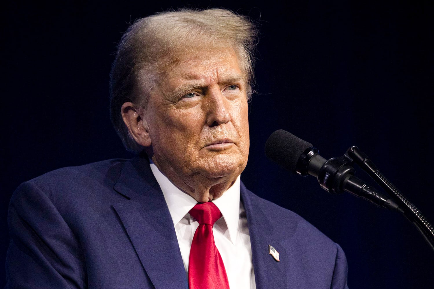 James Hankey's Instagram, Twitter & Facebook on IDCrawl