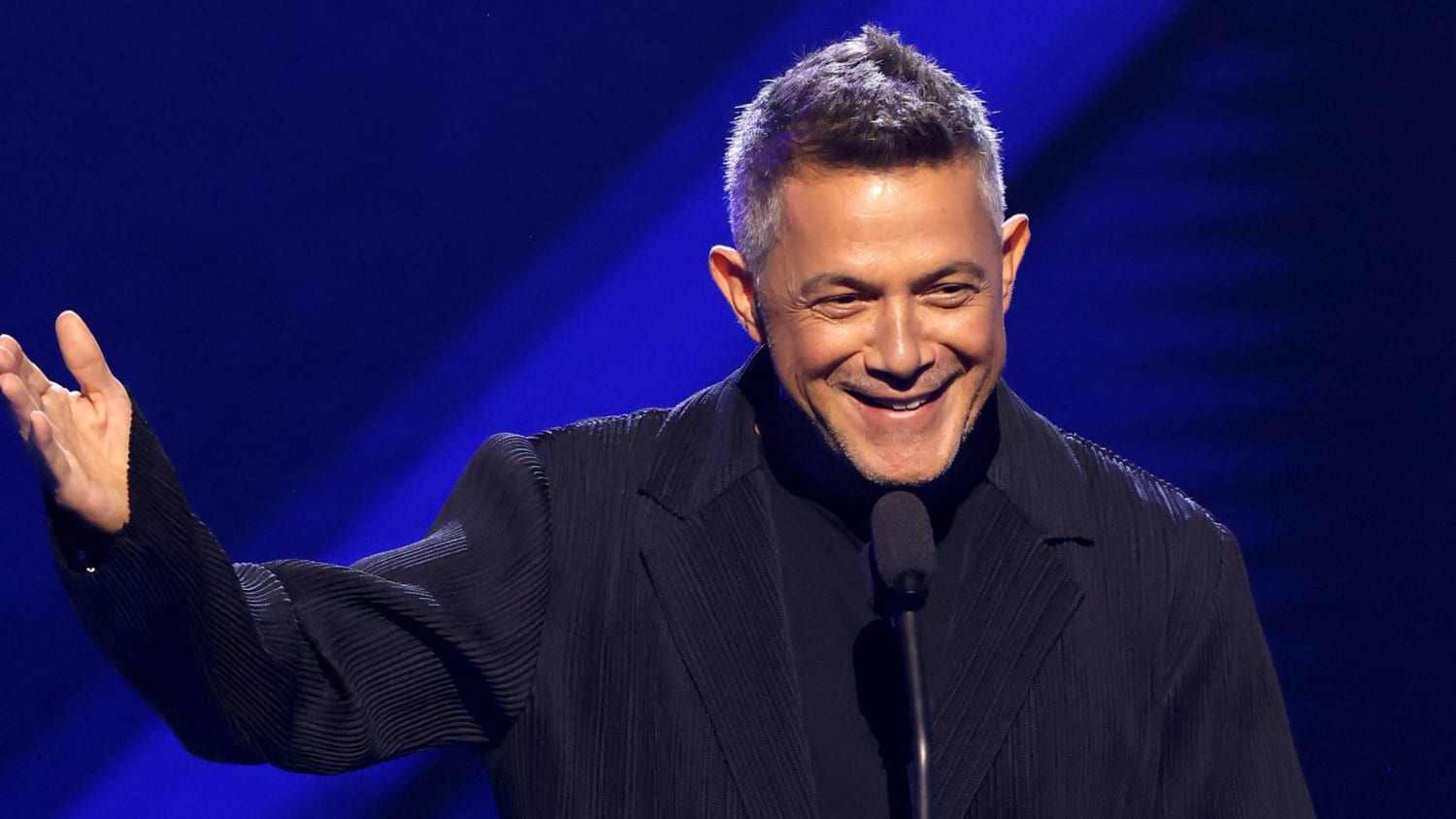 Alejandro Sanz 2024 Alejandro Sanz Presenta A Su Novia En Los 'Grammy
