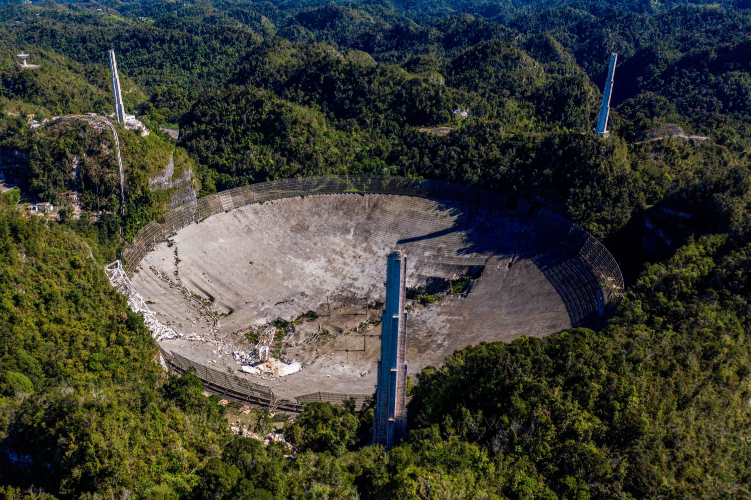 Unprecedented failure led to the collapse of the world renowned radio telescope in Puerto Rico report shows