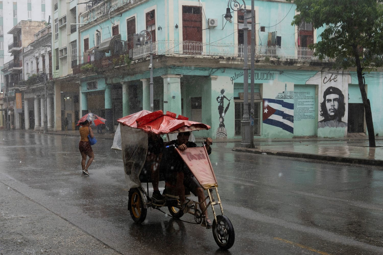Havana Storm Hurricane Irma Lashes Cuba With Rain, Heavy Winds CBS
