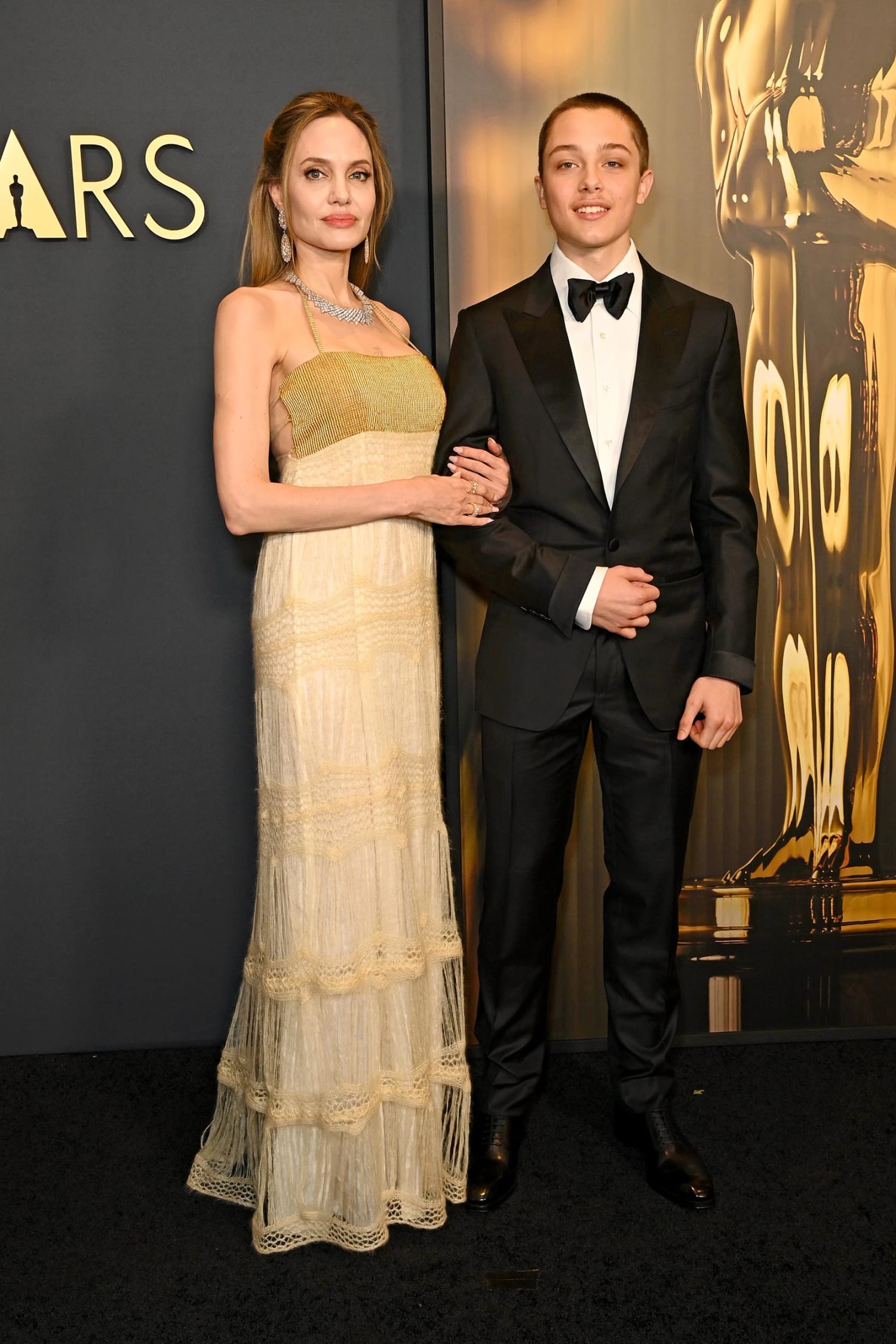 Brad Pitt And Angelina Jolies Twins