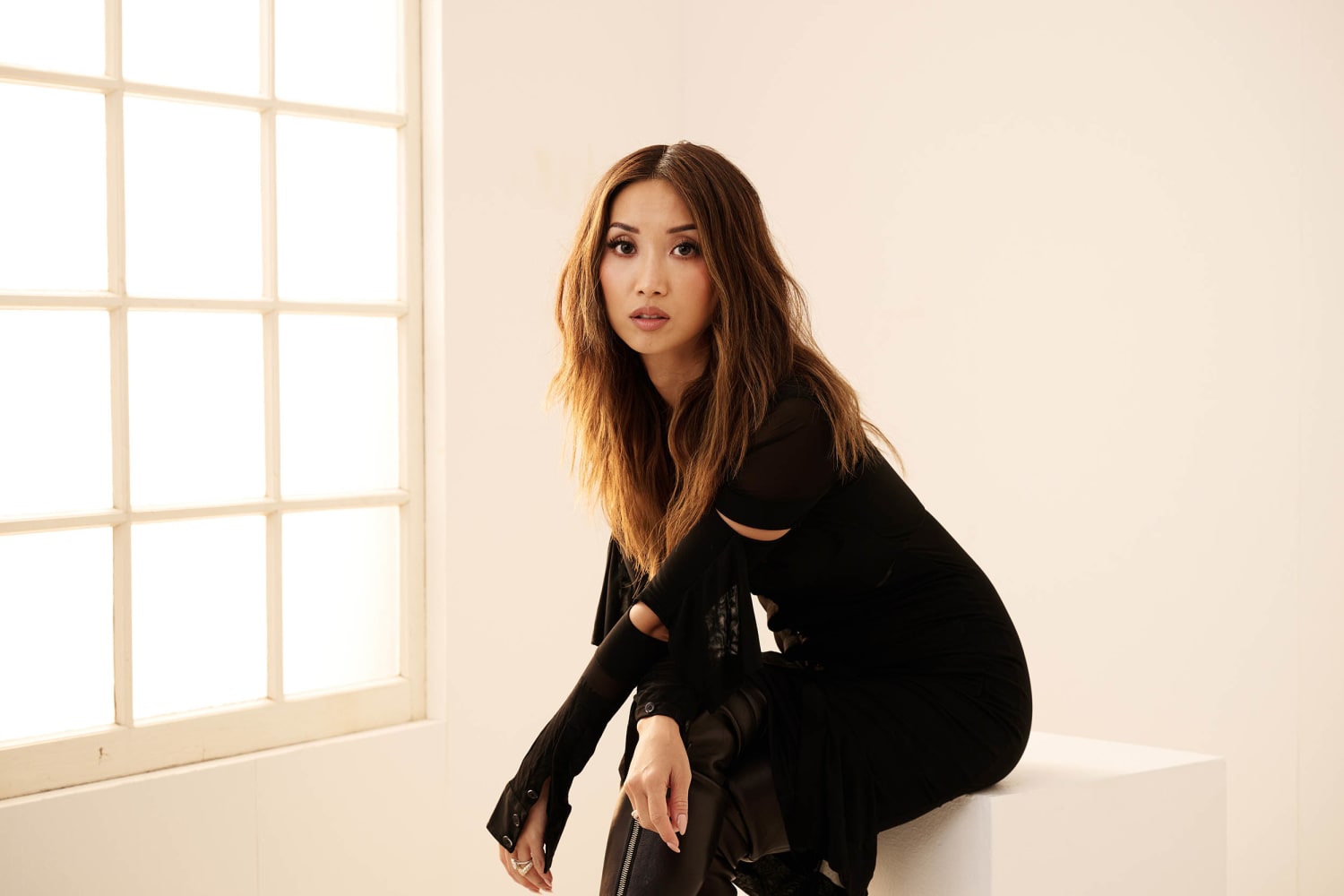 Brenda Song Cheveux Courts
