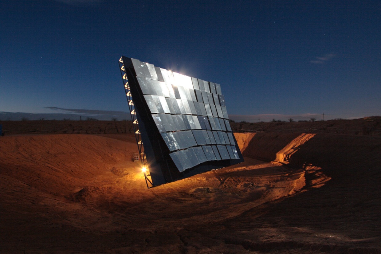 solar panels using moonlight