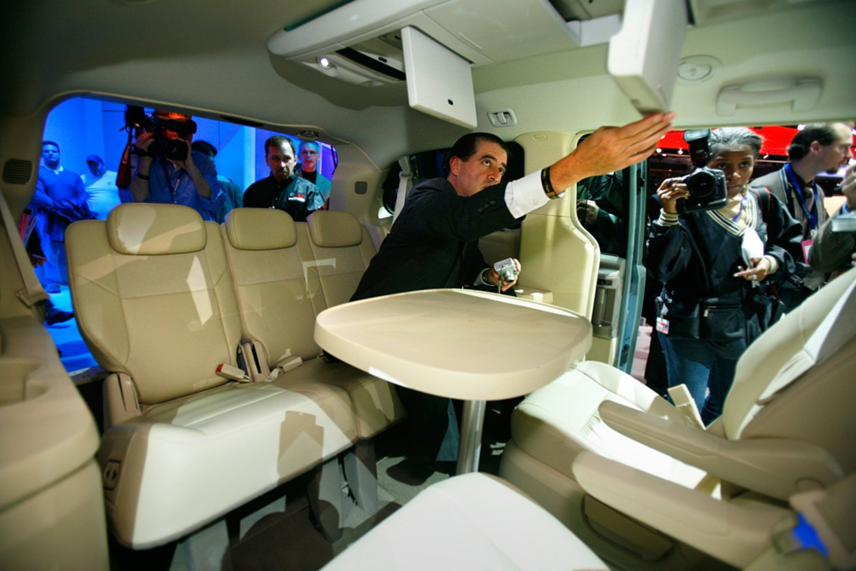 ford minivan with table