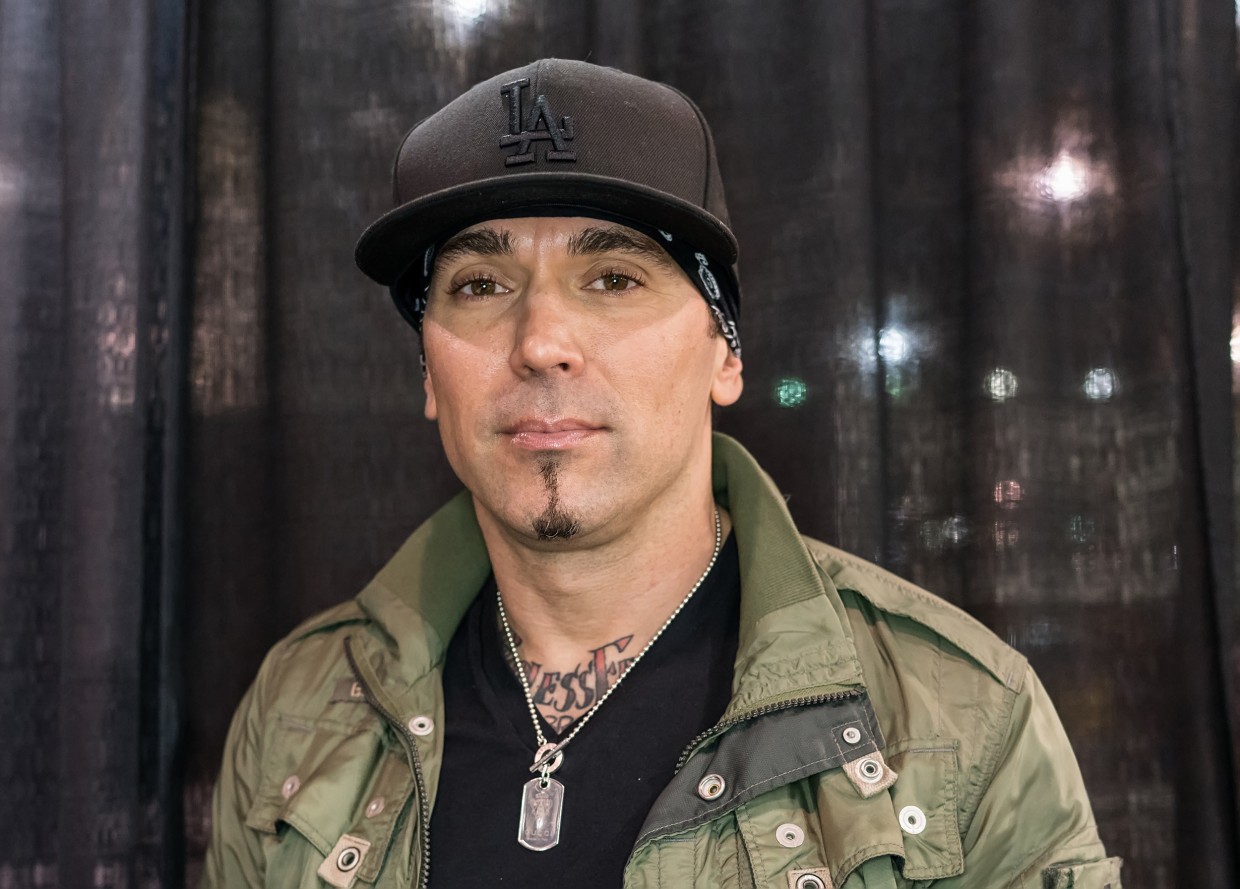 Jason David Frank And Wife Power Rangers Star Jason David Frank Died