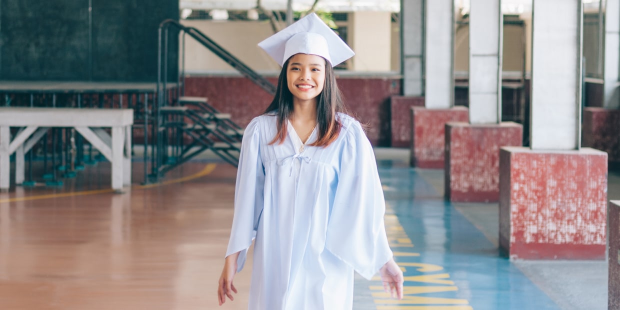 8th Grade Junior High & Middle School Graduation Gowns Gifts For Jr ...