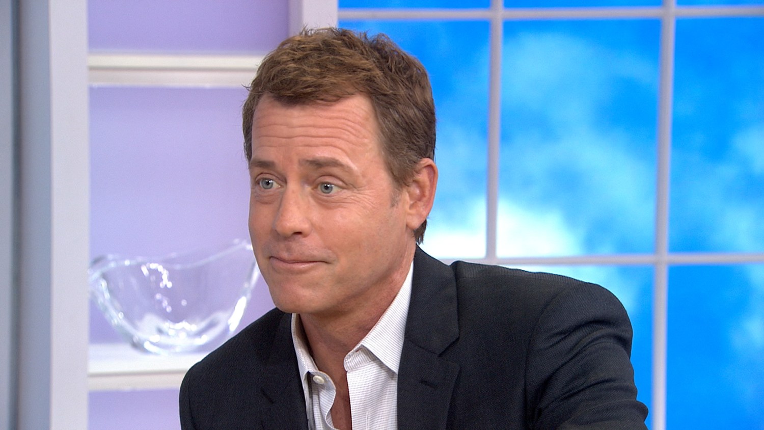 greg kinnear son