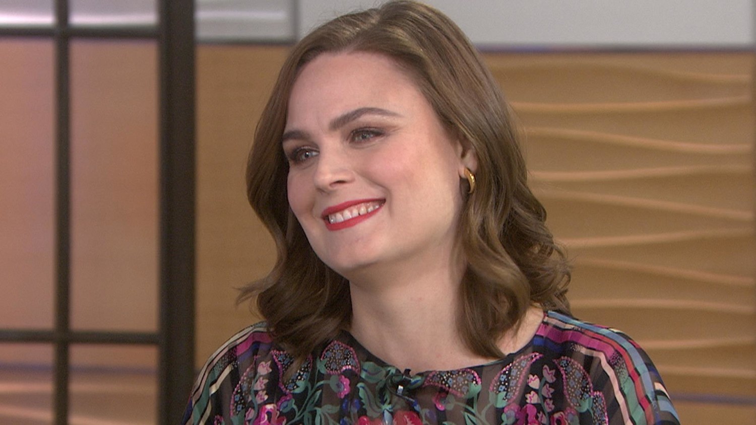 Emily Deschanel Blond Haar 18 Emily Deschanel Portrait Session Stock