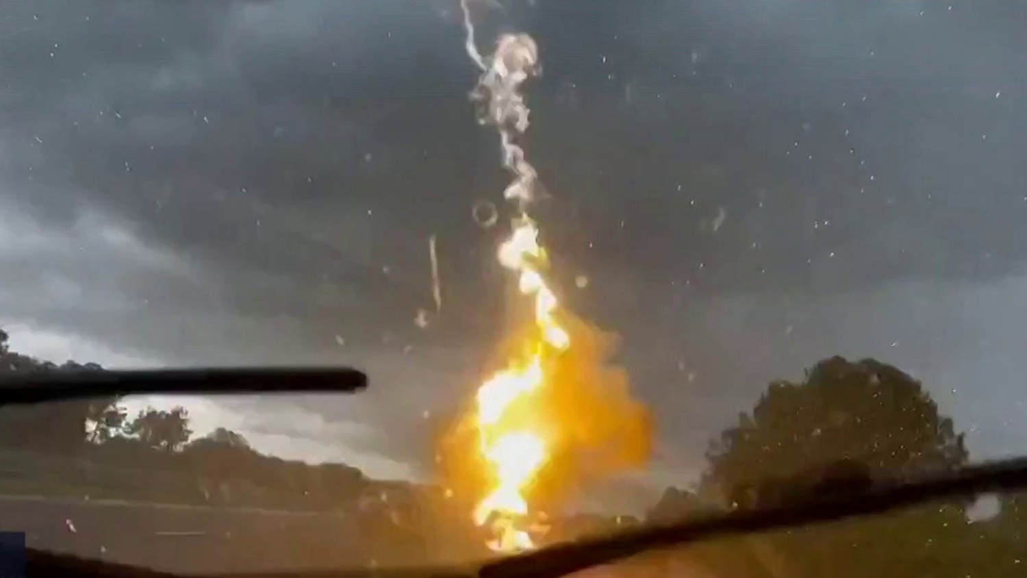 car hit by lightning while driving