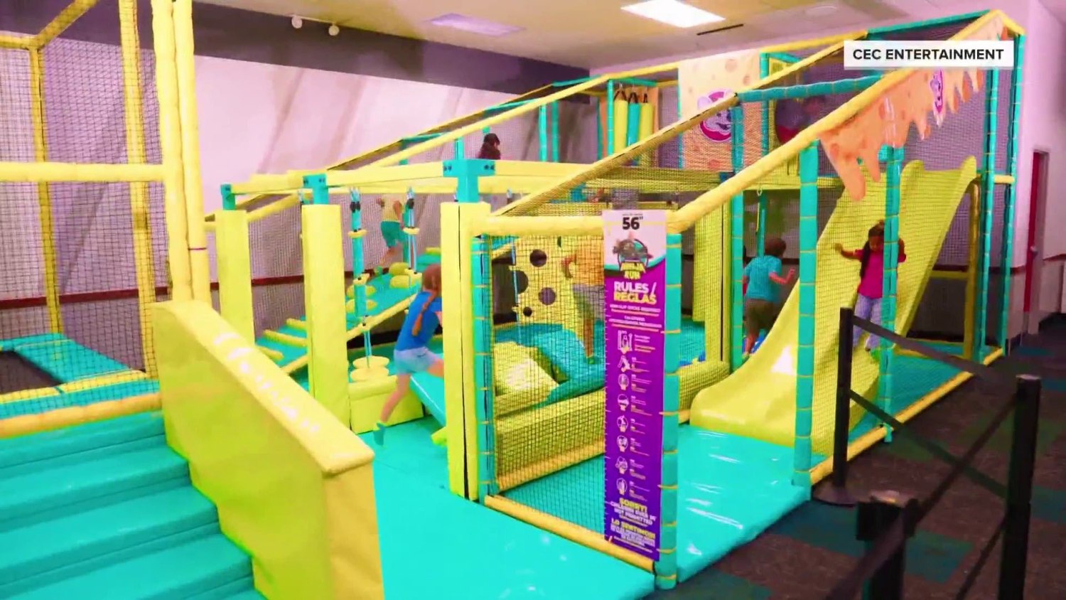 chuck e cheese arcade