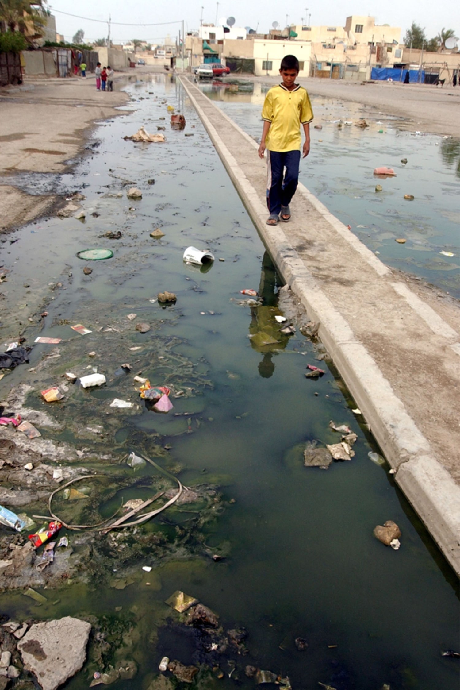 Iraq new government ministers building
