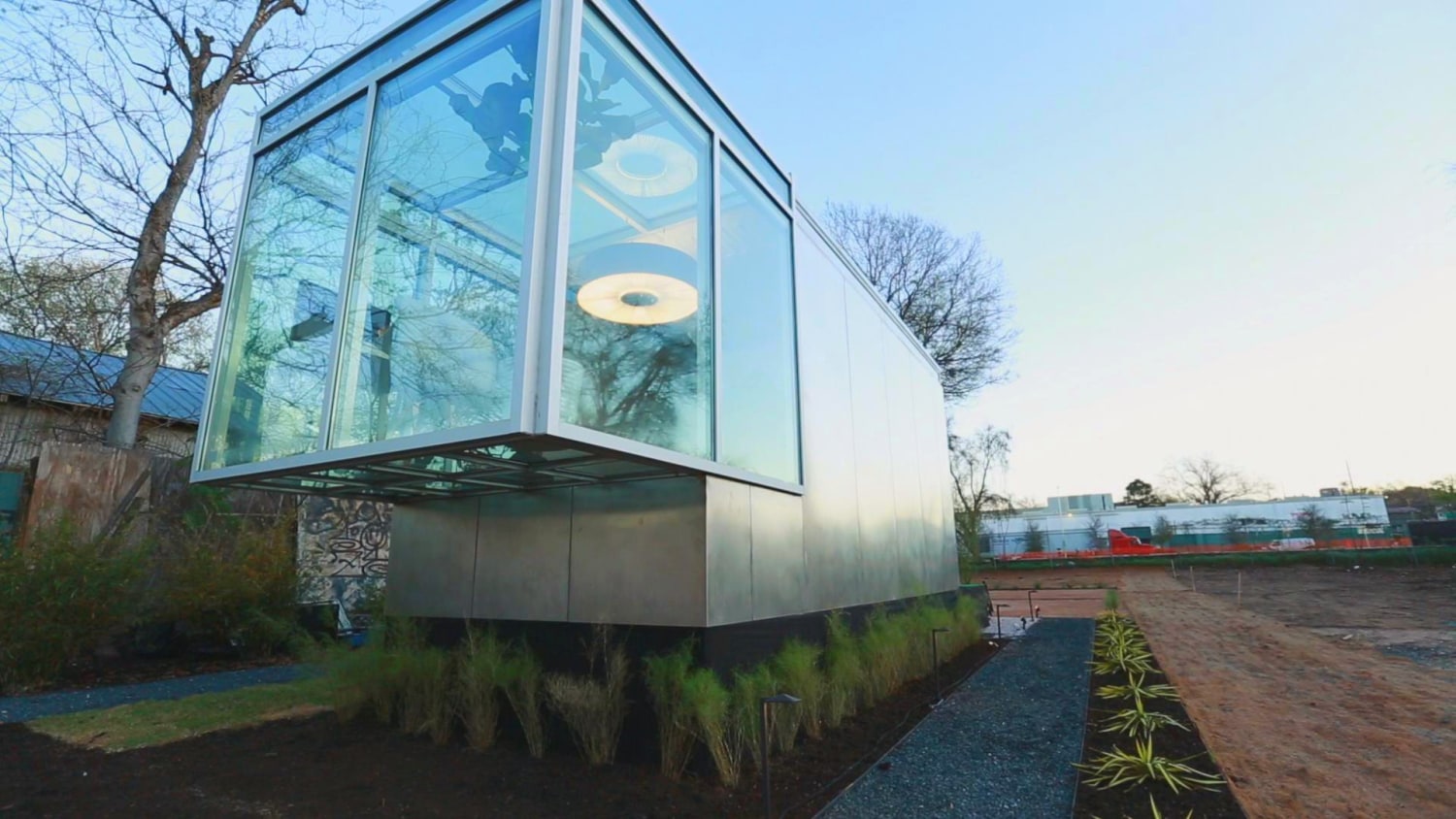 High Tech House The Skysphere: Modern High Tech Tiny Cabin With 360