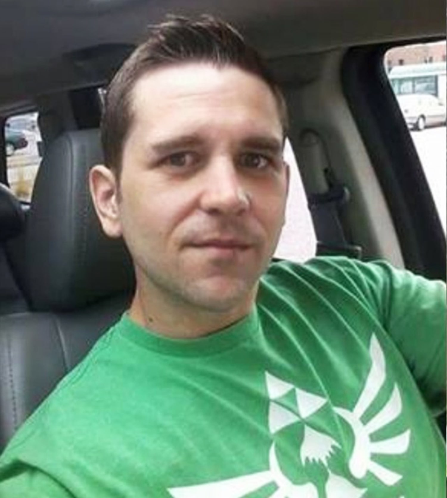 Eric Fenn's Instagram, Twitter & Facebook on IDCrawl