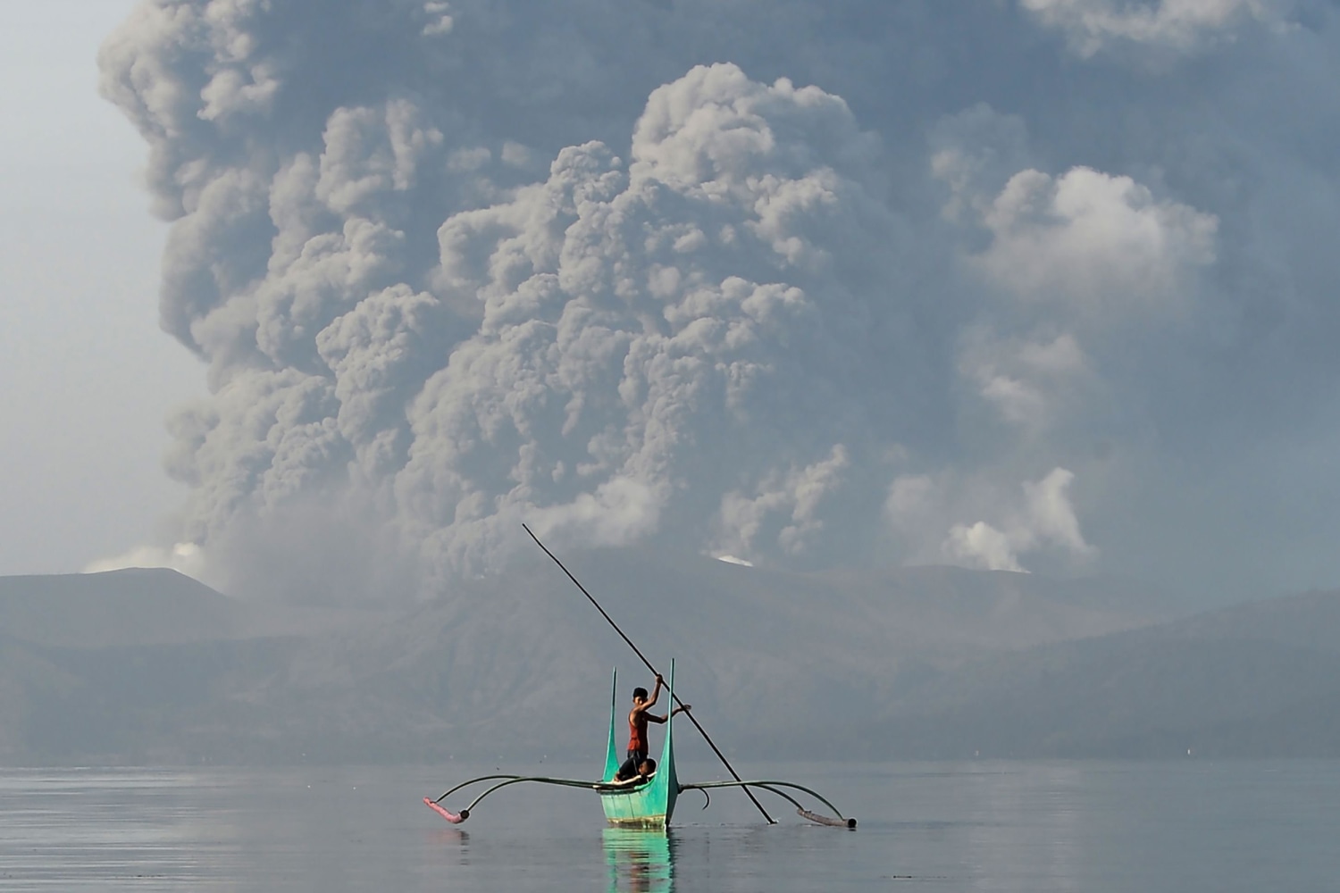 Taal Volcano Images Philippines Active Volcanoes