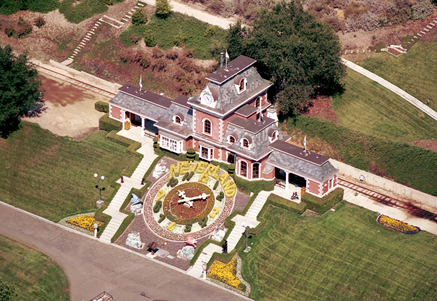 Neverland Torna In Vita Per Il Biopic Su Michael Jackson Neverland Torna In Vita Per Il Biopic Su Michael Jackson