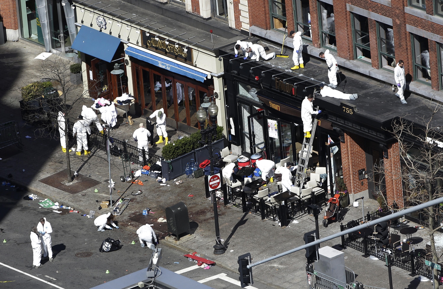 Boston Marathon Manhunt Boston On Lockdown, Suspect At Large: Celebs