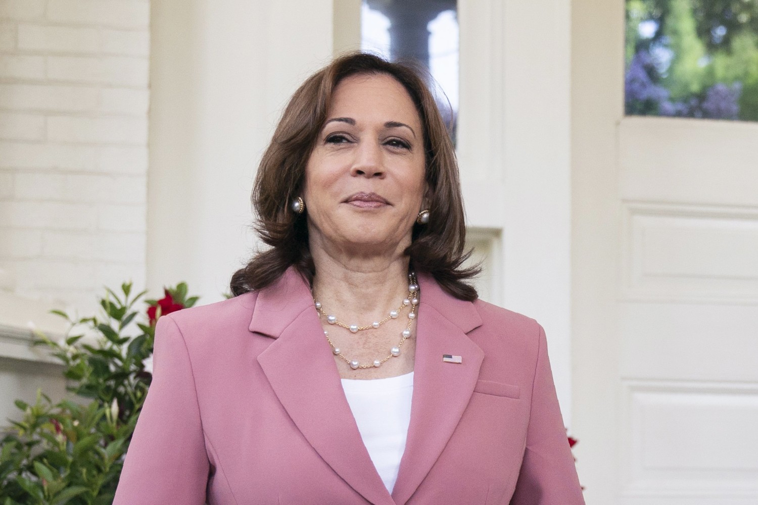 What Color Suit Will Kamala Harris Rock at Her Historic Presidential ...