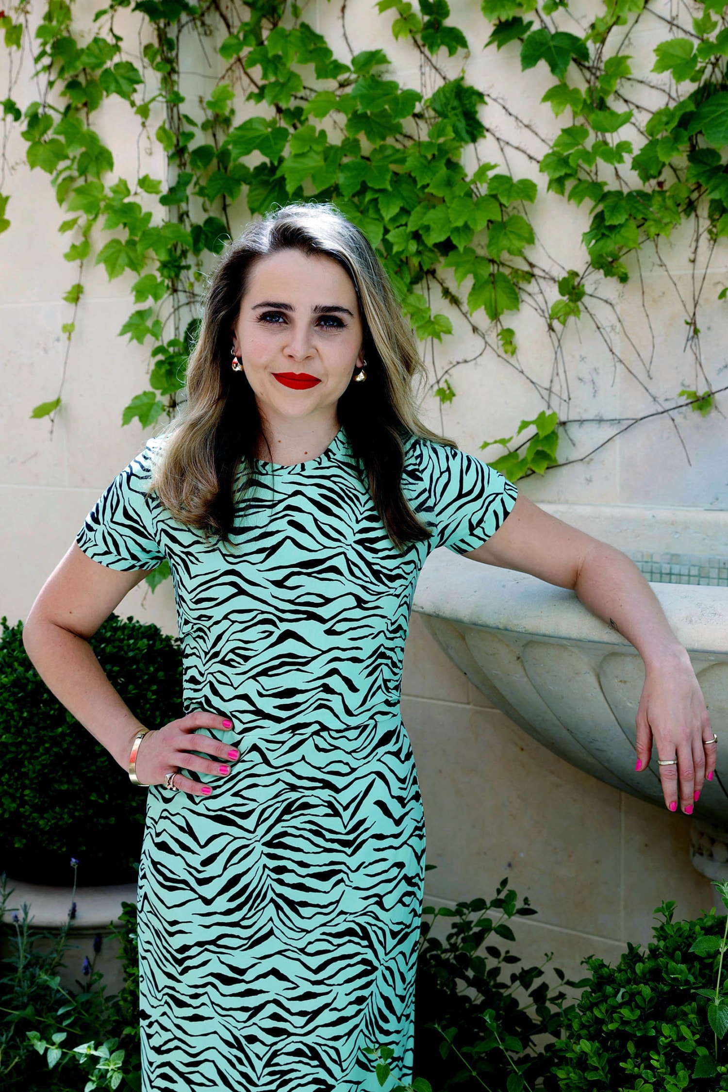 Mae Whitman Genitorialità 2023